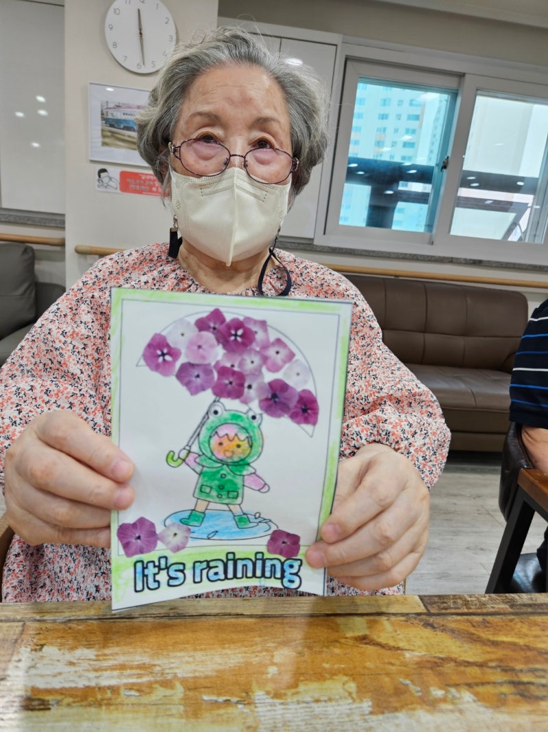 창동노인주간보호 성모사랑데이케어센터 꽃우산만들기 재활운동 장미꽃소녀 오늘의 식사 20230704 화요일 네이버 블로그