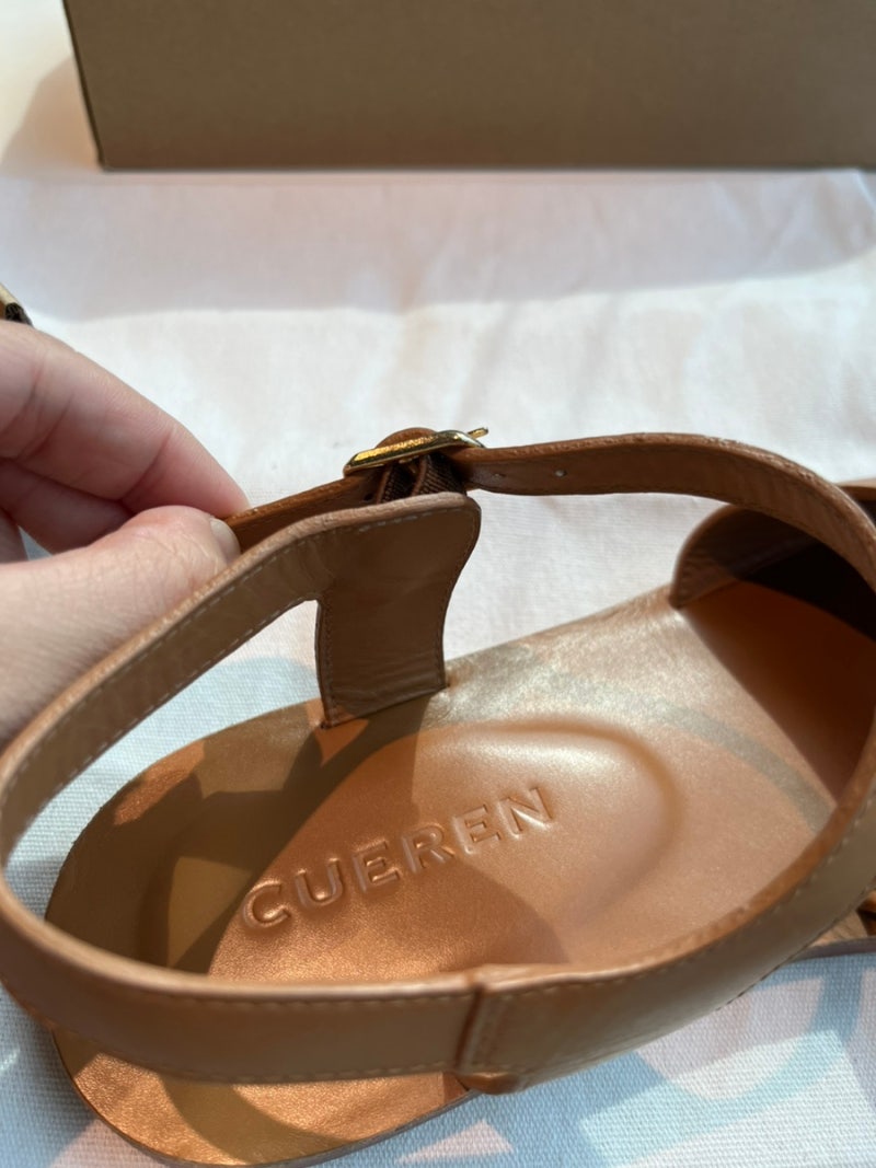 [쿠에른 베니스 11] CUEREN Venice 11Sandal 브랜디 #더현대쿠에른 : 네이버 블로그