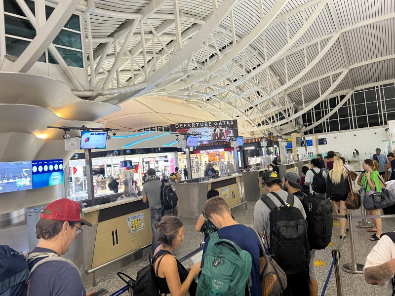 발리 덴파사르 응우라라이 공항 출국 순서 면세점 시간 보내기 좋은 곳 추천 네이버 블로그
