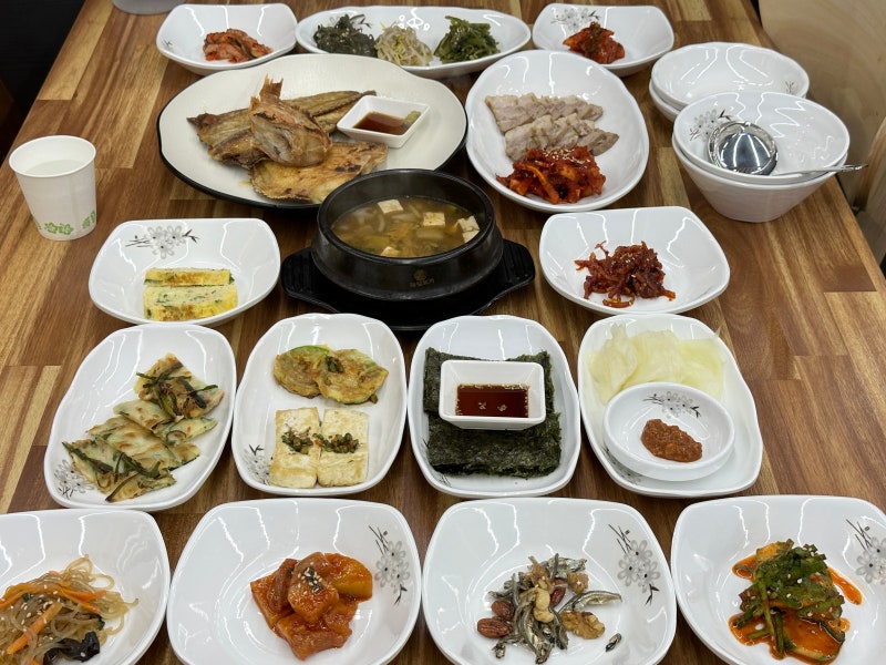 행복한밥상 상다리 휘어지게 나오는 가성비 대박 한정식 맛집 생선구이 한상차림 추천 네이버 블로그
