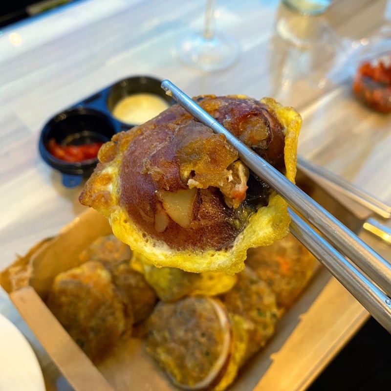 강릉중앙시장 먹거리 Best 5 수제어묵고로케 육영탕수육 오징어순대 중화짬뽕빵 닭강정 네이버 블로그