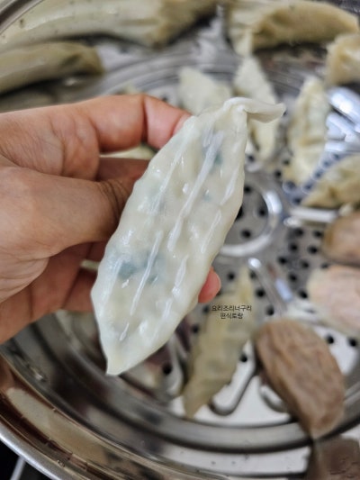 냉동만두 찌는법 찌는시간 면포없이 달라붙지않게 만두찌기 느끼하지 않은 만두 간장 소스 만들기 네이버 블로그