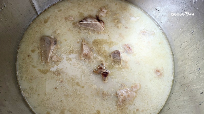 사골 끓이는법 한우사골 끓이기 사골곰탕 끓이는 시간 이대로만 네이버 블로그