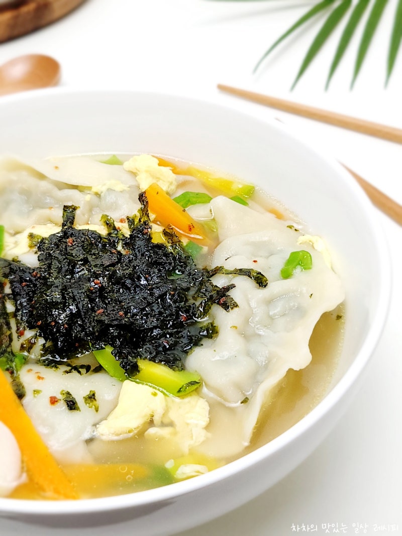 백종원 떡만두국 끓이는 법 간단 멸치육수 만두국 만둣국 레시피 네이버 블로그