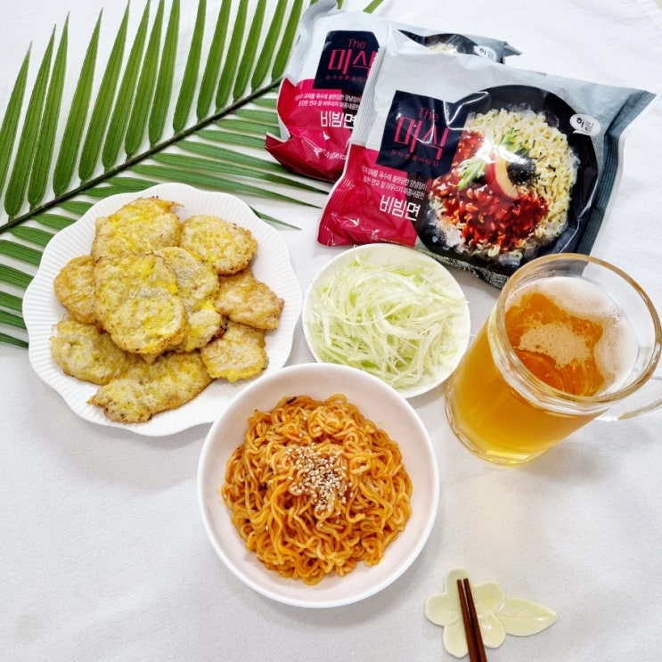 더미식 비빔면 레시피 여름음식 비빔라면 맛있는 조합 돼지고기 육전 비빔만두 꼬치 만드는 법