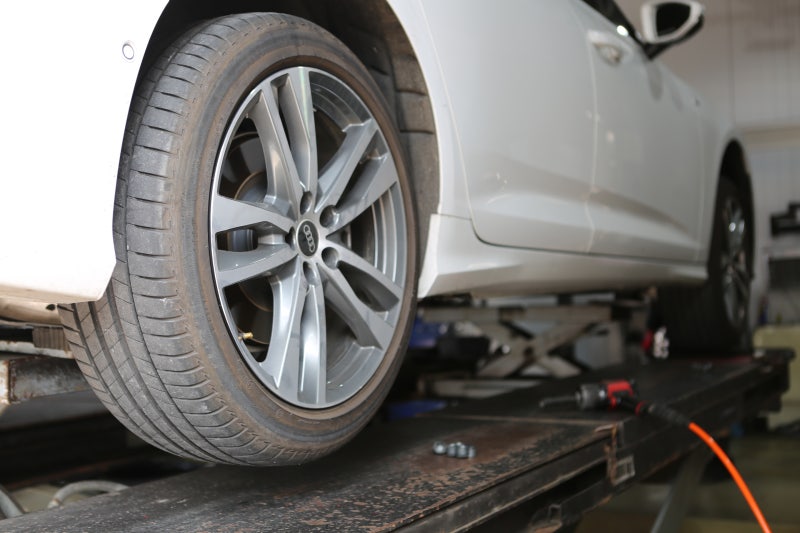 아우디 A6 타이어 교체 작업 ; 금호타이어 마제스티9 솔루스 TA91(feat. 245 45R 19) : 네이버 블로그