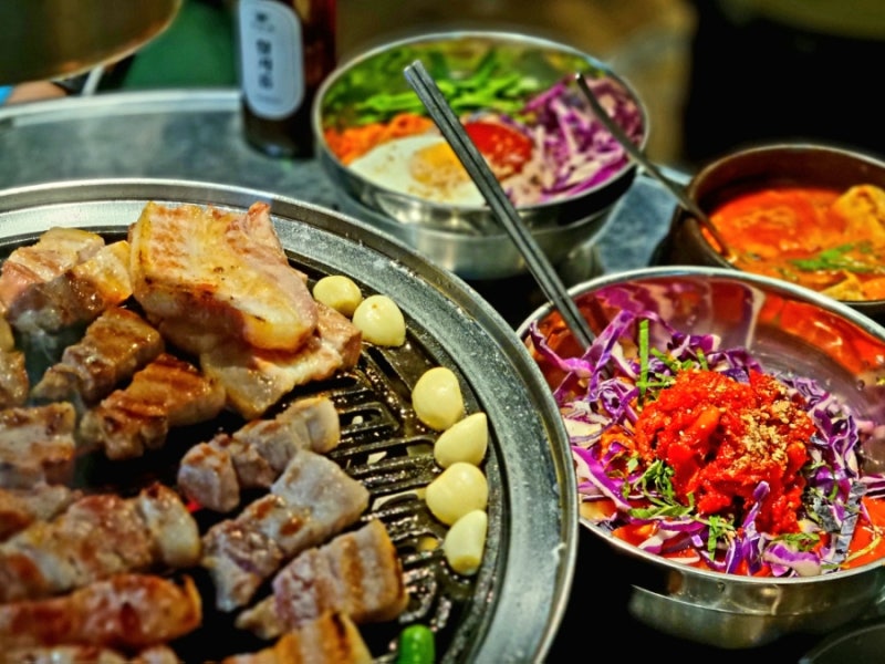 합정 고깃집 청돈옥 홍대본점 구워주는 삼겹살 서교동 맛집 네이버 블로그