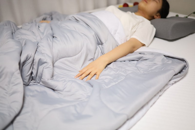 냉감이불 열대야도 걱정없는 쿨이불 누잠 쿨에어 안티버그 얇은 여름이불 추천 네이버 블로그
