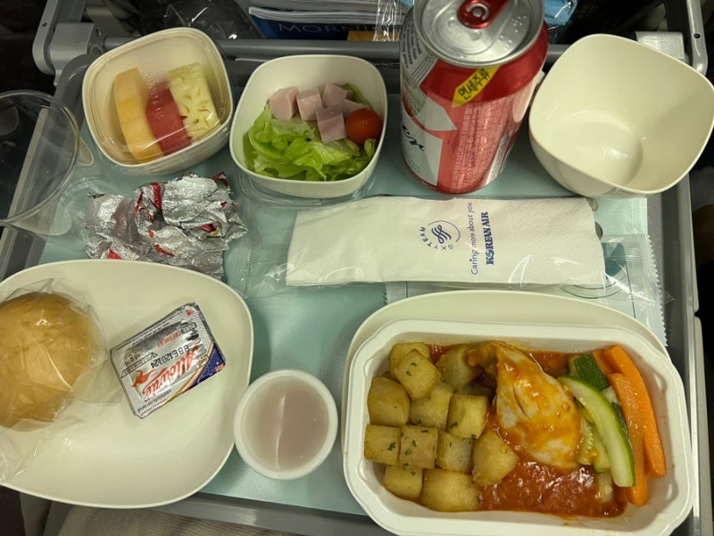 [방콕-4] 인천 방콕 대한항공 KE657,KE658 이코노미석 후기!(기내식,특별기내식,글루텐제한식) : 네이버 블로그