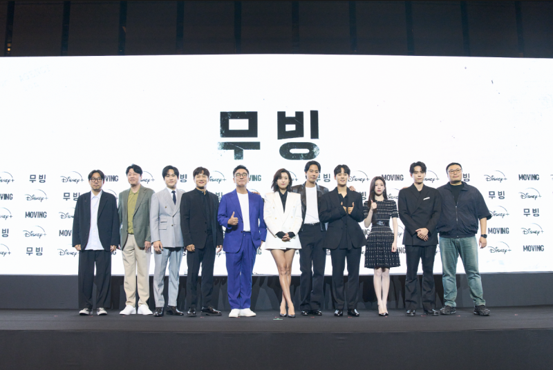 디즈니플러스 무빙 정보 출연진 공개일 감독 원작 조인성 류승룡 한효주 차태현 고윤정 네이버 블로그
