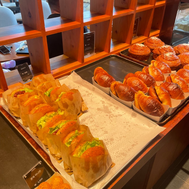 명지 토북베이커리 김덕규베이커리 대형카페 빵 맛집 네이버 블로그