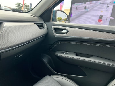 2023 르노코리아 XM3 E-TECH 하이브리드 리뷰, 가격과 연비 감안한 상품성 평가 : 네이버 블로그