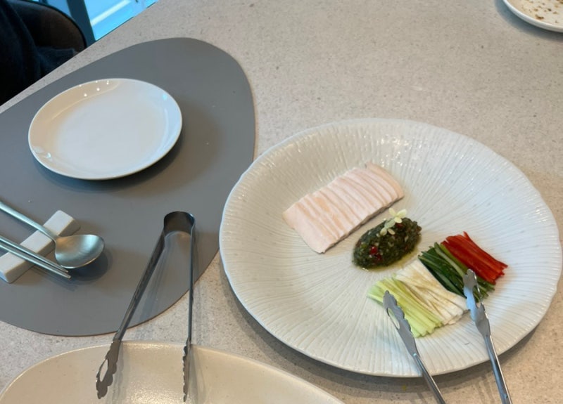 일산 백석역 한정식 해오름한정식 코스 요리 룸 레스토랑 깔끔한 한식 맛집 조용하고 고급스러운 분위기 콜키지 프리