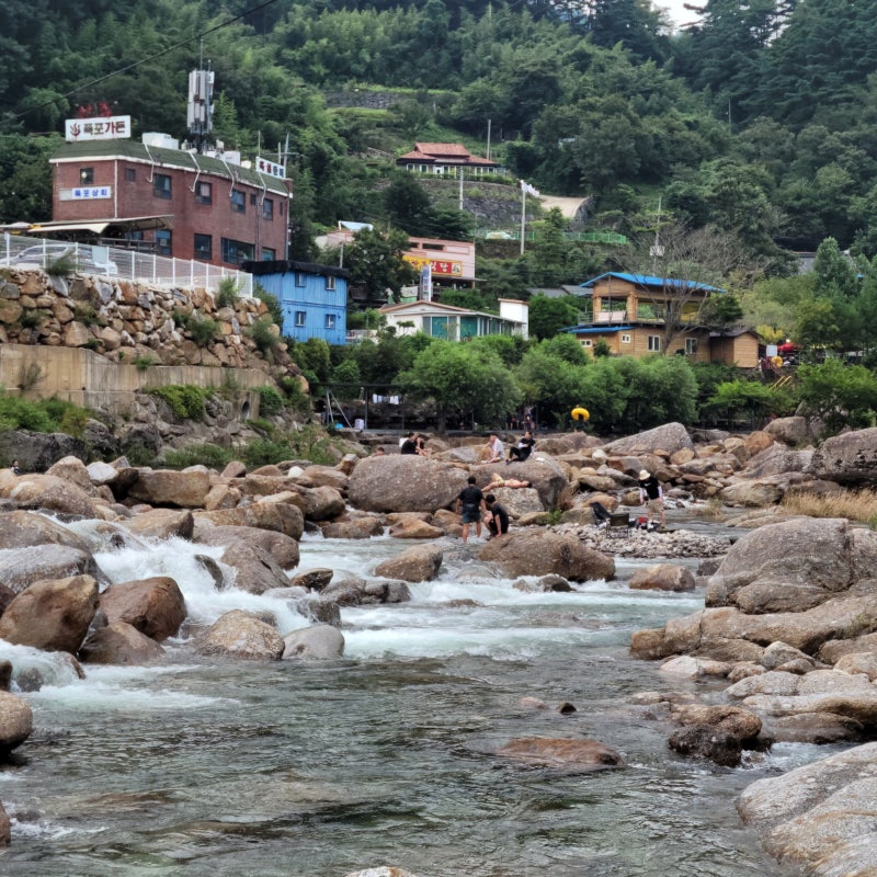 지리산 뱀사골 폭포가든산장 평상 대여, 광주 근교 취사 가능 계곡 펜션 추천 : 네이버 블로그