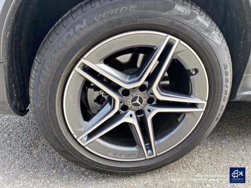 벤츠 Glc220d 휠수리 후 블랙유광 휠도색 레드 캘리퍼 도색 네이버 블로그