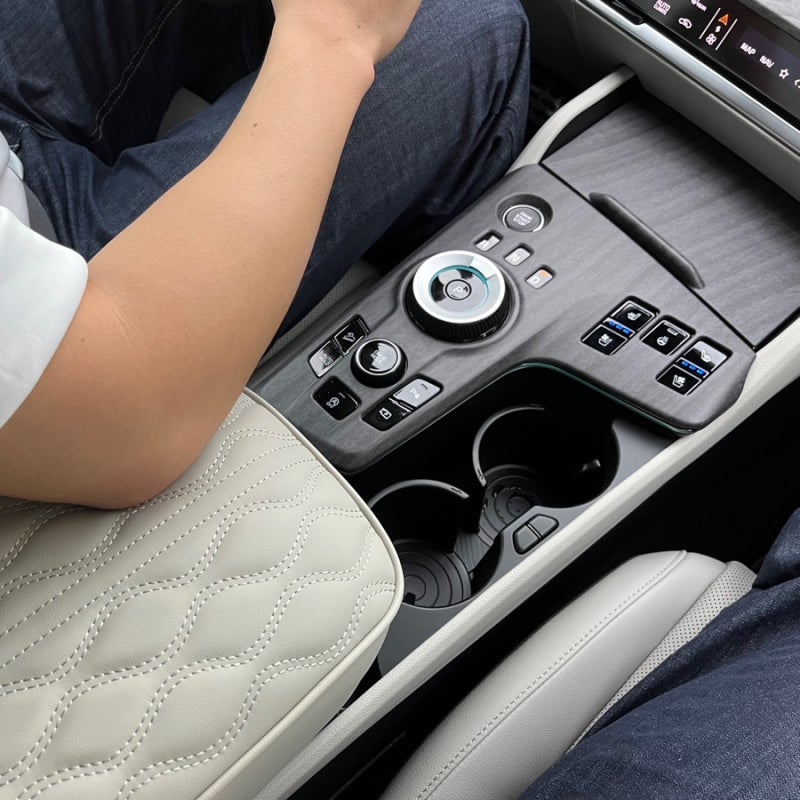 [스포티지NQ5] 네이비그레이 내부 꾸미기 TIP 정보공유 | 우드몰딩 / 팔걸이쿠션 / 도어커버 / 콘솔 트레이 / 코일매트 : 네이버 블로그