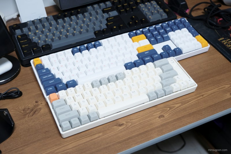 LANGTU GK65 - 핫스왑부터 블루투스 그리고 흡음재까지 있는 65키 텐키리스 가성비 기계식 키보드 : 네이버 블로그