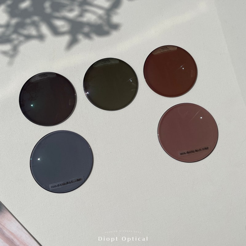 변색렌즈의 차이를 결정짓는 이것? 호야렌즈 와 센서티2 비교 : 네이버 블로그