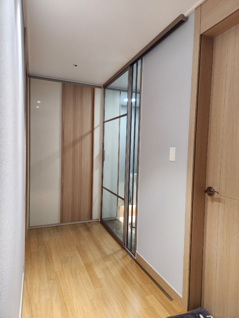 경산중문 경산우미린더포레스트 현관중문 시공 이원중문 의 파티션 원슬라이딩 중문 ♧ 네이버 블로그