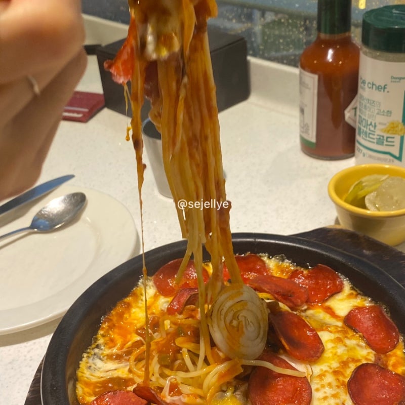 부산 서면 맛집 ㅣ 치즈의 풍미가 살아있는 ‘이재모피자 서면점 내돈내산 후기 네이버 블로그