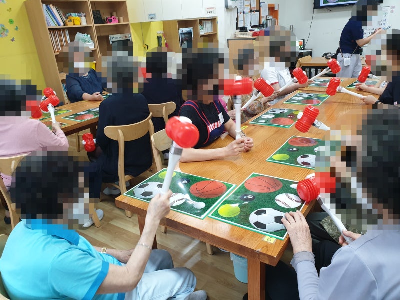 용인동백주간보호 반디재활주간보호센터 맞춤형 프로그램 인지수 신나는 체육대회 네이버 블로그