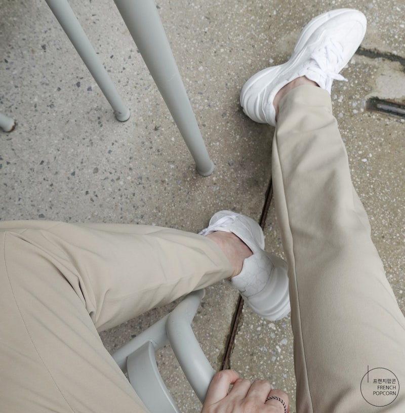 피에이티(PAT) 립문바지 올 가을 코디에 여성 편한 인생바지로 추천해! : 네이버 블로그