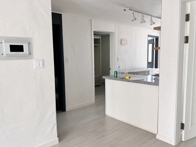 디아망 회벽화이트(PR002-01) 천장까지 벽지 도배 후기 : 네이버 블로그