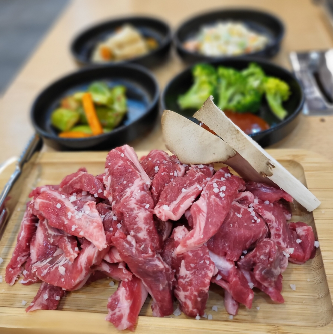 왕부정 참숯소갈비살전문점 오산맛집 신선한 소갈비살을 합리적인 가격으로 푸짐하게 제공