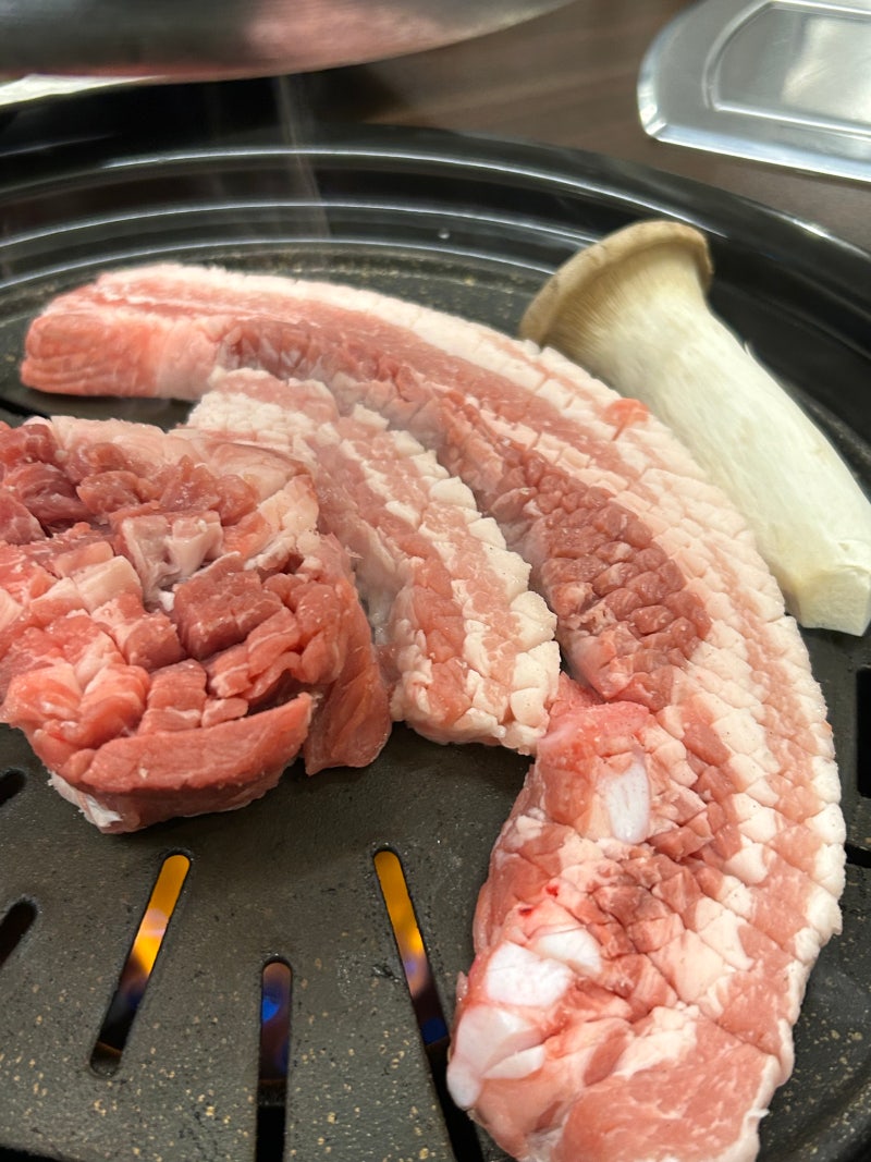 김천 혁신도시 맛집 다 구워주는 고깃집 육향 김천혁신도시점 네이버 블로그