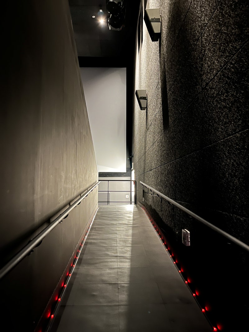 4DX 2D 후기 자리 가격 (feat. CGV 평택) | 천박사 퇴마 연구소 : 네이버 블로그