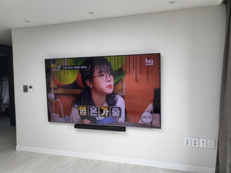 벽걸이티비 선정리 티비선 매립셋톱박스tv선숨김 정리방법티비맨 Ku85ub8000fxkr Tlc 미니led