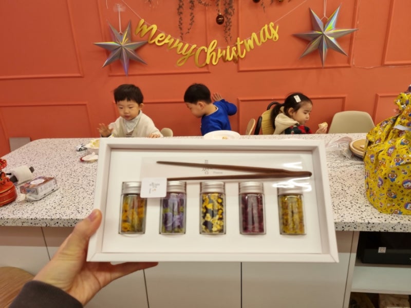 38개월 하남 미사 유아미술체험 퍼포먼스미술 농부체험 야광퍼포먼스 아트히어로 하남미사점 네이버 블로그