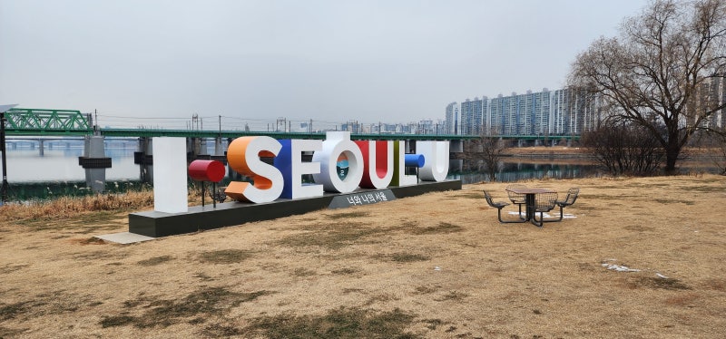 러닝 코스 1 세빛섬 → 한강대교 → 노들섬 → 이촌한강공원 → 잠수교 10km 원점 도착│반포 한강 공원 달리기 크루