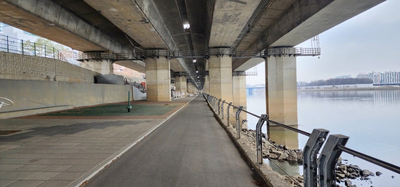 러닝 코스 1 세빛섬 → 한강대교 → 노들섬 → 이촌한강공원 → 잠수교 10km 원점 도착│반포 한강 공원 달리기 크루