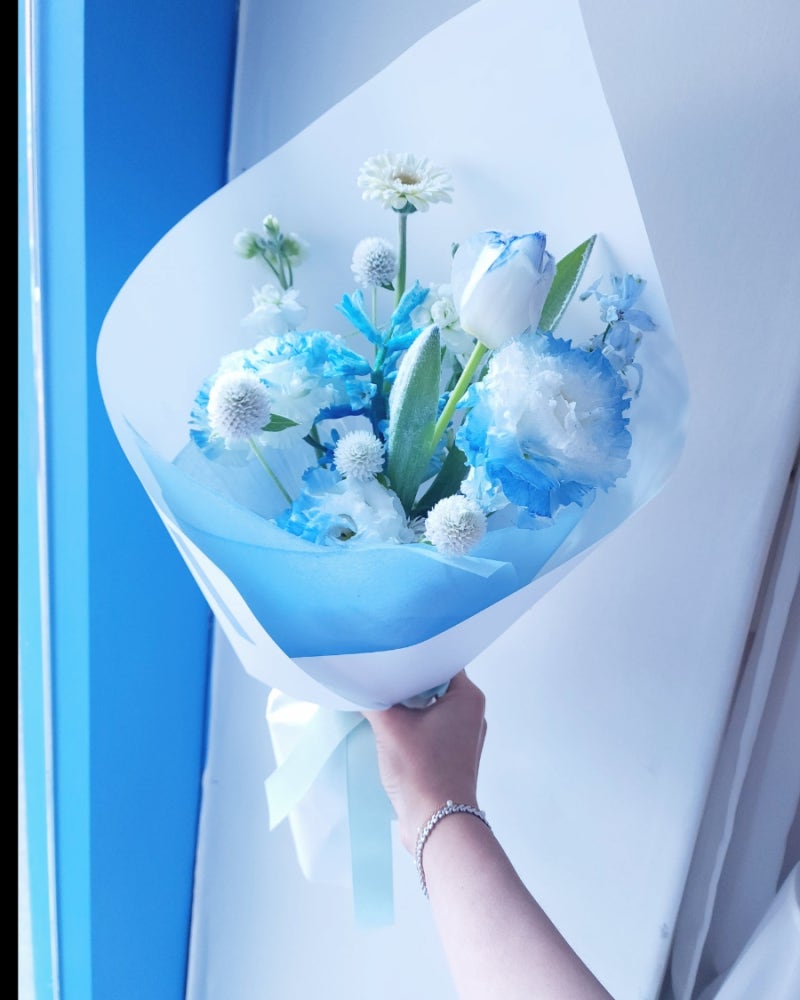 블루계열꽃다발 인기최고 노원구 중랑구 졸업식꽃다발 공릉동꽃집 도시정원 네이버 블로그