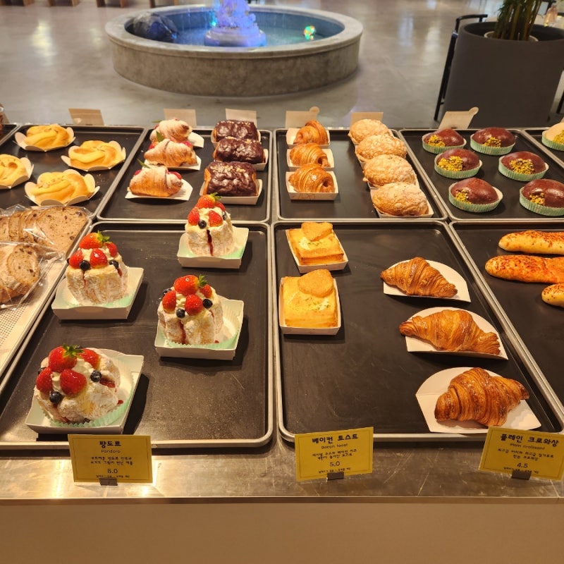 수원웨딩홀 '더 아리엘'_예쁘기로 유명한 수원 예식장 뷔페 시식후기 : 네이버 블로그