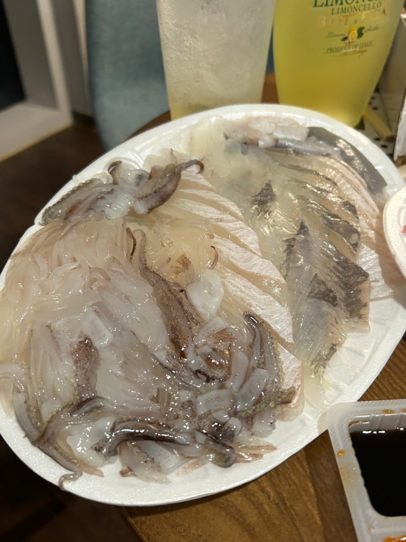 강릉중앙시장횟집 은총횟집 겨울 강릉 여행 회 추천🙌🏻방어 광어 오징어 도다리 네이버 블로그