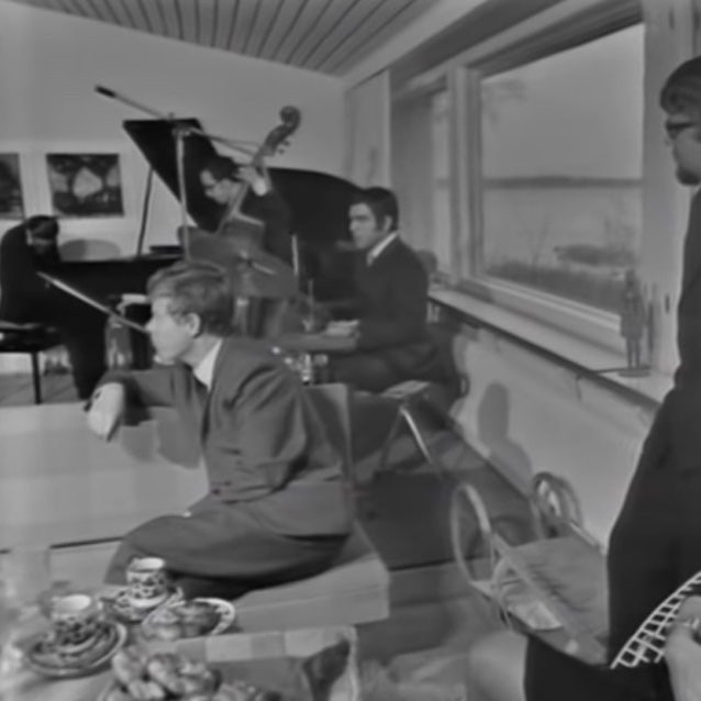 [재즈] Emily - Bill Evans (빌 에반스) / 감탄을 자아내는 멜로디로 영감 넘치는 하루를 보내요 : 네이버 블로그