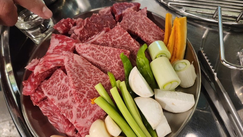 가산디지털단지 맛집 가디에서 회식할 때 소고기 먹고 싶으면 여기 가세요 재방문한 한우 암소 등심 맛집 을지로 통일집 내돈