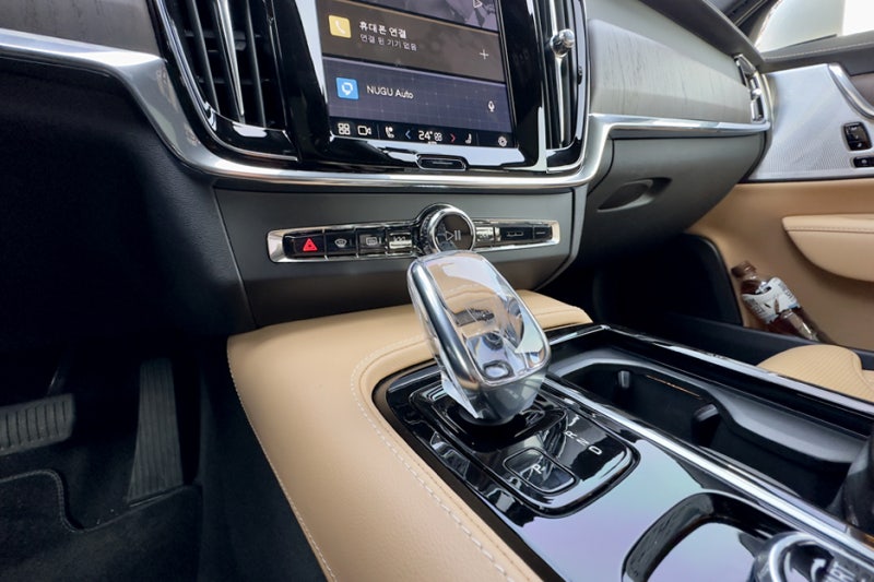 2023 볼보 S90 B6 AWD, 볼보 S90 T8 리차지 하이브리드 비교 시승기 : 네이버 블로그