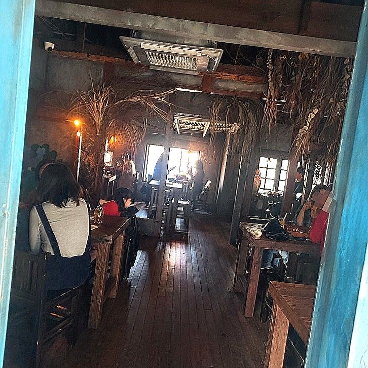 용산 도토리카페 용리단길 삼각지 카페 핫플 용산 핫플레이스 도토리 주차 도토리빵 그릭요거트 브런치 베이커리 카페 용산가볼만한곳