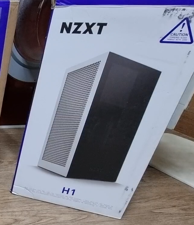 [PC] NZXT H1 V2 - ITX PC 케이스 / H1 v1 v2 차이점 / SFF 조립 / 장점 단점 : 네이버 블로그