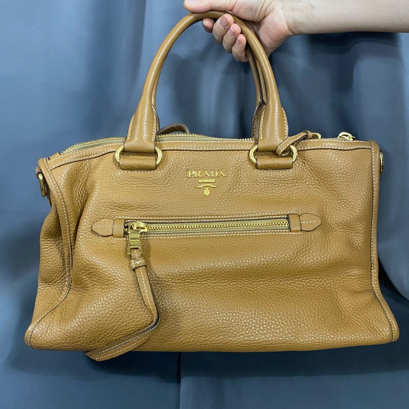 서울 성수 명품 가방 수선 프라다 Prada 가방 제습제 테러 프라다 토트백 제습제 손상 사이즈 리폼 프라다