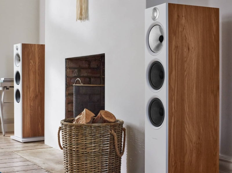 거실에 있어도, 방안에 있어도, 보는 멋과 듣는 즐거움을 주는 Bowers & Wilkins 2채널 스피커를 소개합니다 ...