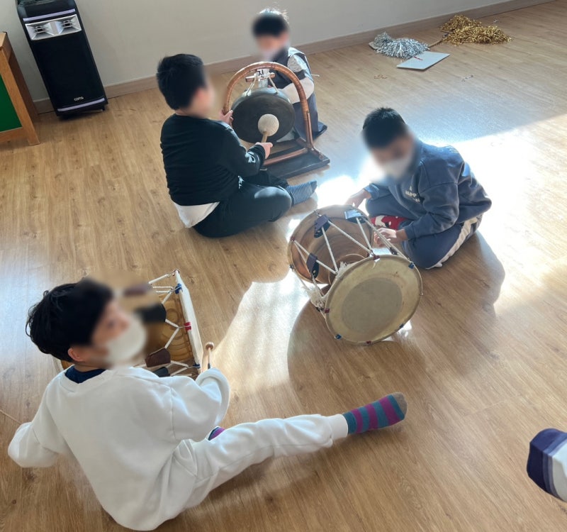 용인 세움어린이집 설날행사 설날 포토존 전통놀이 세배하기 장터놀이 네이버 블로그