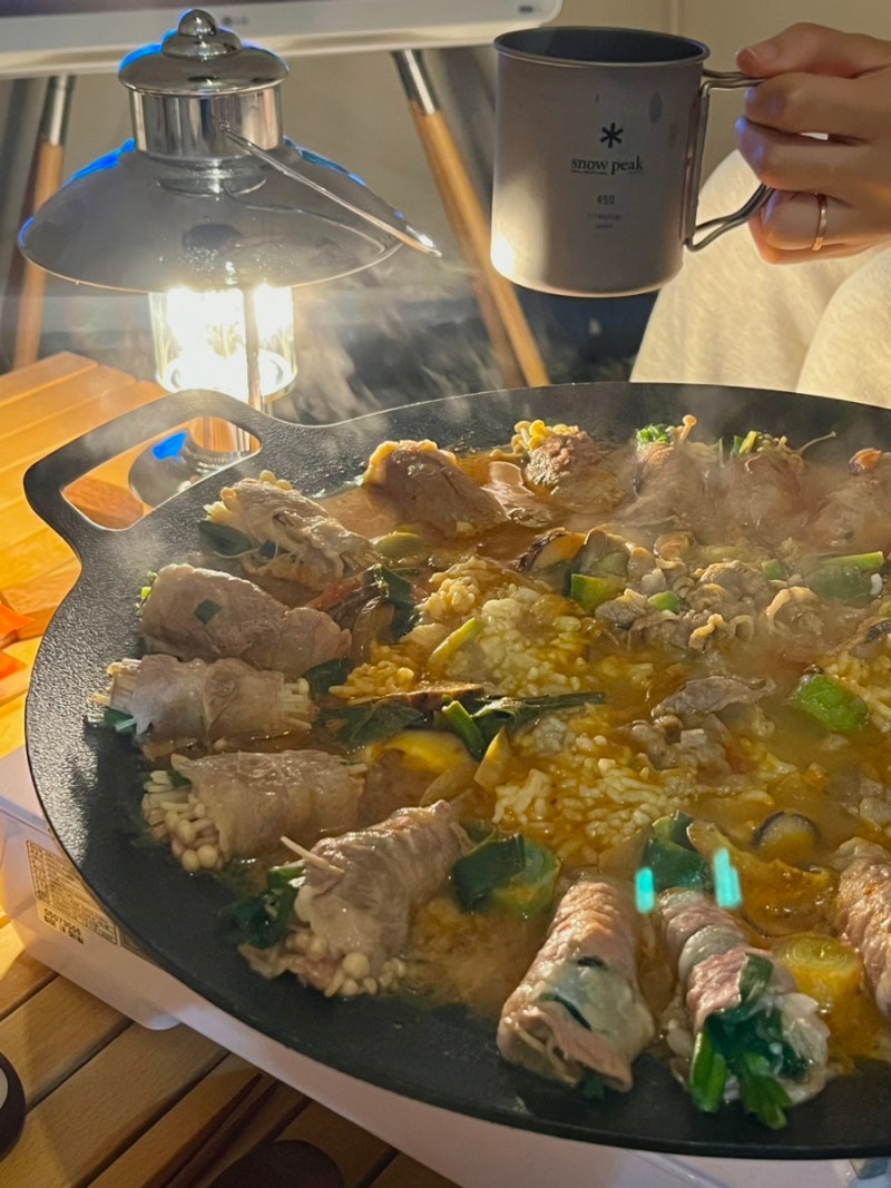 캠핑요리추천 백년밥상 밀키트 추천 손말이고기and우삼겹된장찌게 연탄 불고기 우동 밀키트 소곱창 대창 막창 솔직후기