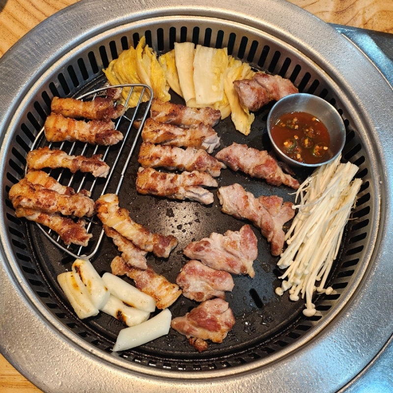 삼겹살 목살 맛집 맛찬들왕소금구이 장유점 네이버 블로그