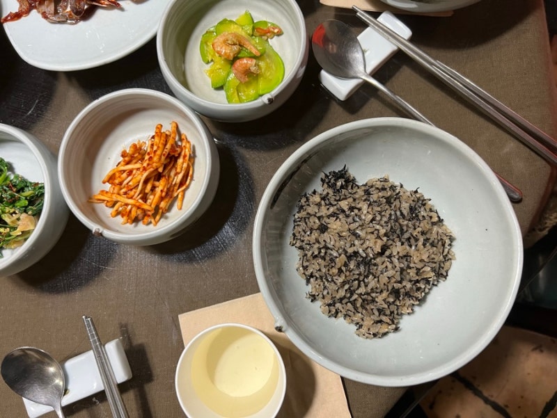 대구신천동맛집 둥지톳밥톳밥 한식 한정식 백반집 밥집 점심식사 추천 식당동구 동대구역 신세계백화점 동대구터미널 현대아울렛