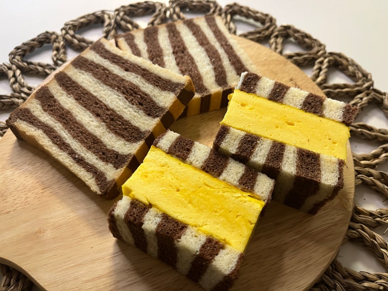 [홈베이킹] 초코와 우유 큐브 식빵(feat.타마고샌드) Chocolate and Milk Cube Bread ...