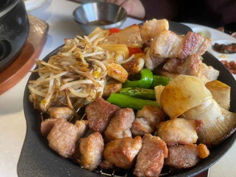 부산 동래 맛집 돼지고기를 예쁘게 구워주는 맛집 동래 신상 고기집 ‘산성식육점 동래본점 네이버 블로그